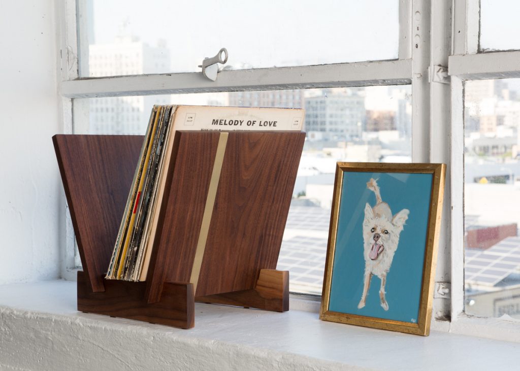 Flip Tabletop Vinyl Storage | LUNO