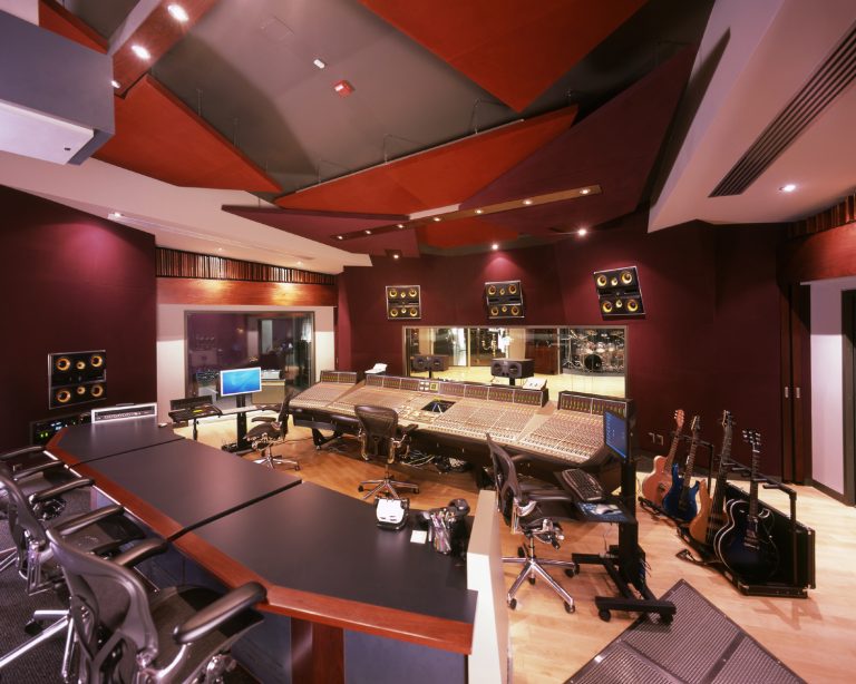 38 Luxury Home Recording Studios | LUNO | Luno