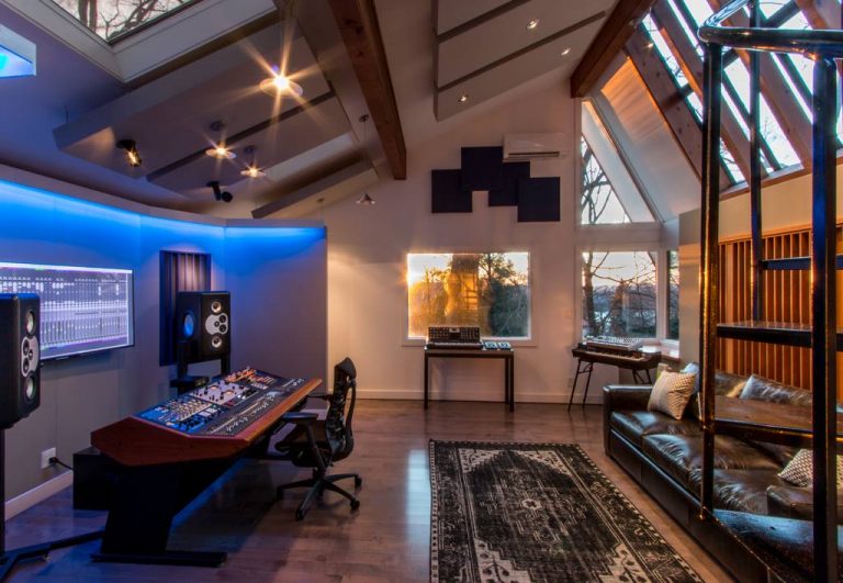38 Luxury Home Recording Studios | LUNO | Luno